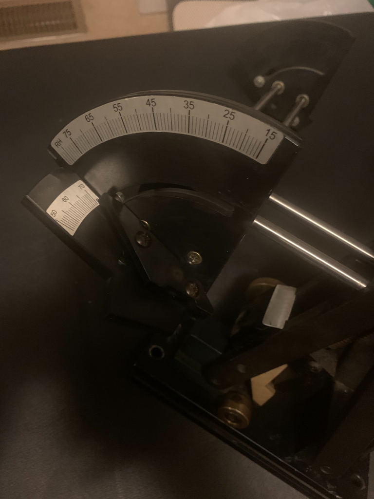 Golfsmith loft and lie bending machine and shaft frequency analyzer ...