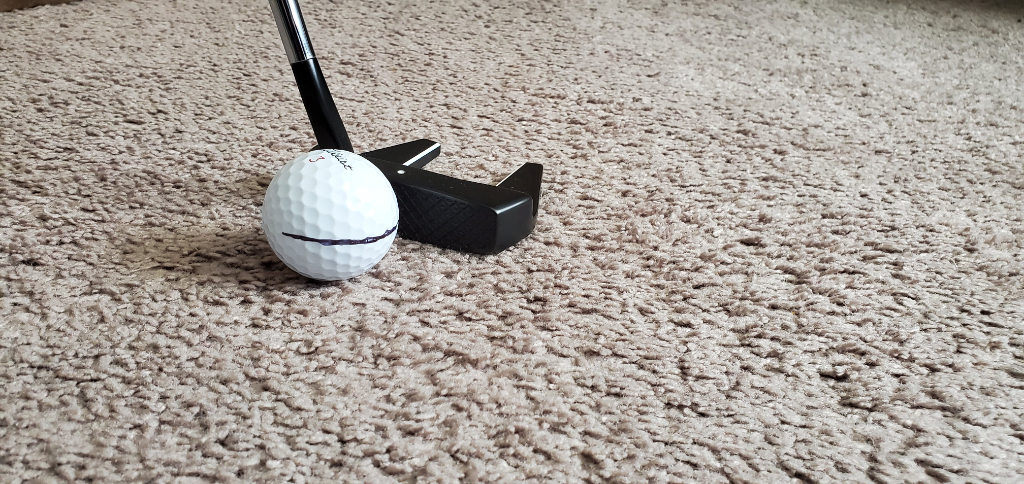 Can some one explain the different ways Pro's use a line on the ball ...