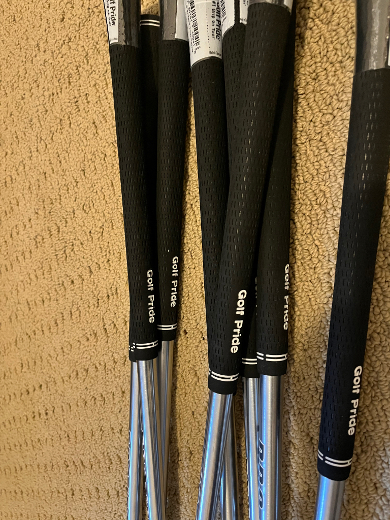 Callaway Apex Pro 21 4-A iron set Project X IO 6.0 shafts & new grips ...