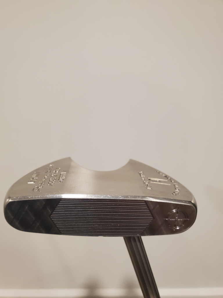 Putters that sit perfectly? Tri-sole the answer? - Putters - GolfWRX