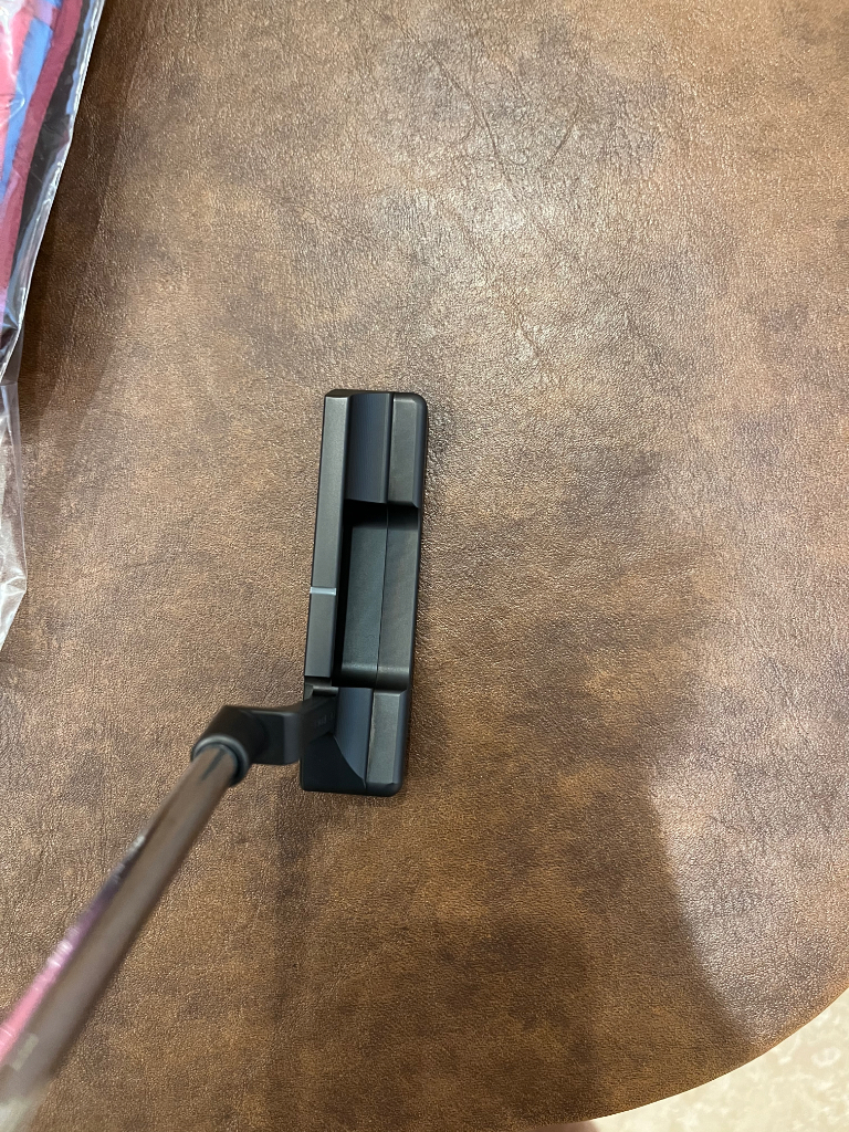 New Scotty Cameron Limited Jet Set NP2 34”, Scotty gear, OG SIM MAX ...