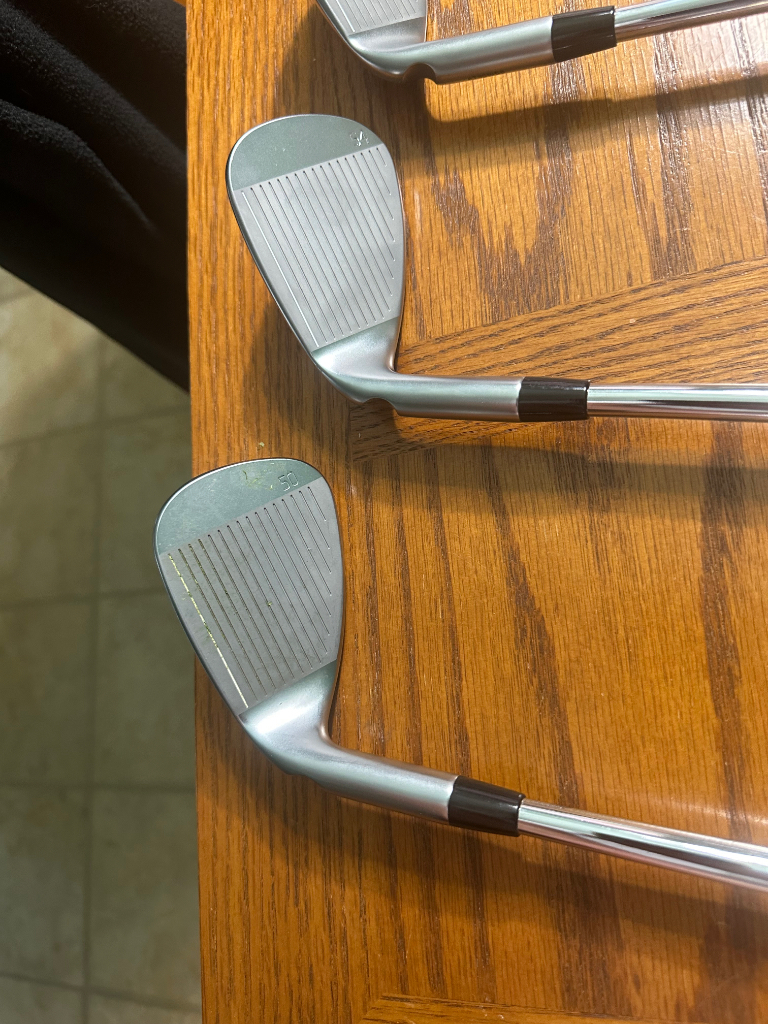 Any Ping G400 / G410 / G425 / G430 iron players using the set SW and LW ...