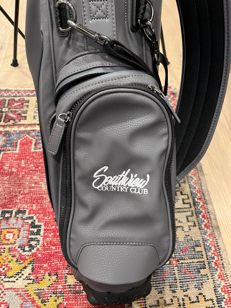 Saturday price drops: 2 Titleist Linksmaster bags - Ping 4 Series Tour ...