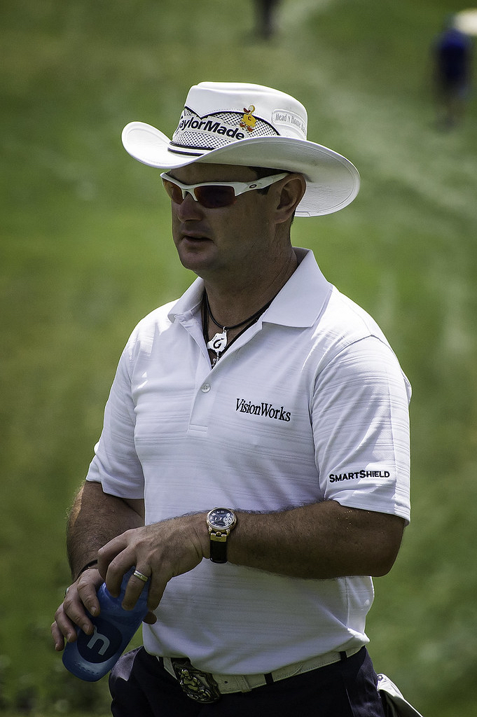 What is the high-end, elite country club uniform in 2023? - Golf Style ...