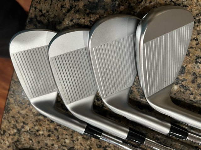 Ping i230 White Dot(Blue) Pristine Used Condition--4-PW Modus 105 R w ...