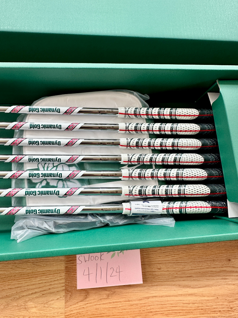 For Sale- JAPAN Exclusive Mizuno 241 MASTERS Iron Set 4-PW Brand New in ...