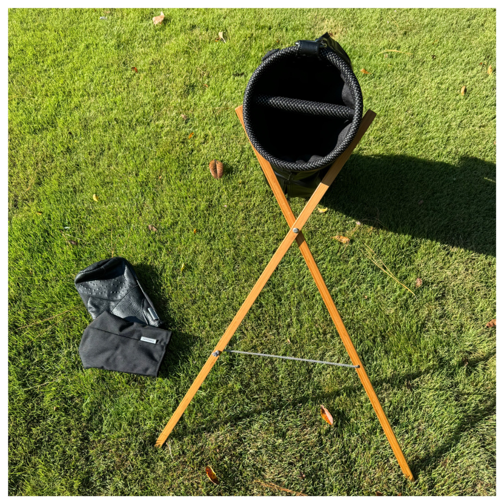 Jones Utility Rover Carry Setup // Trestle Sticks // Seamus Headcovers ...
