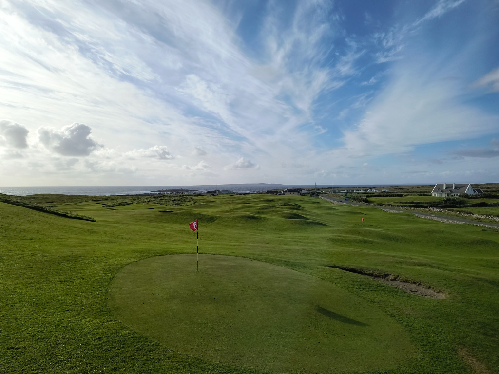 Irish Pitch-and-Putts are just different (Doolin) - Courses ...
