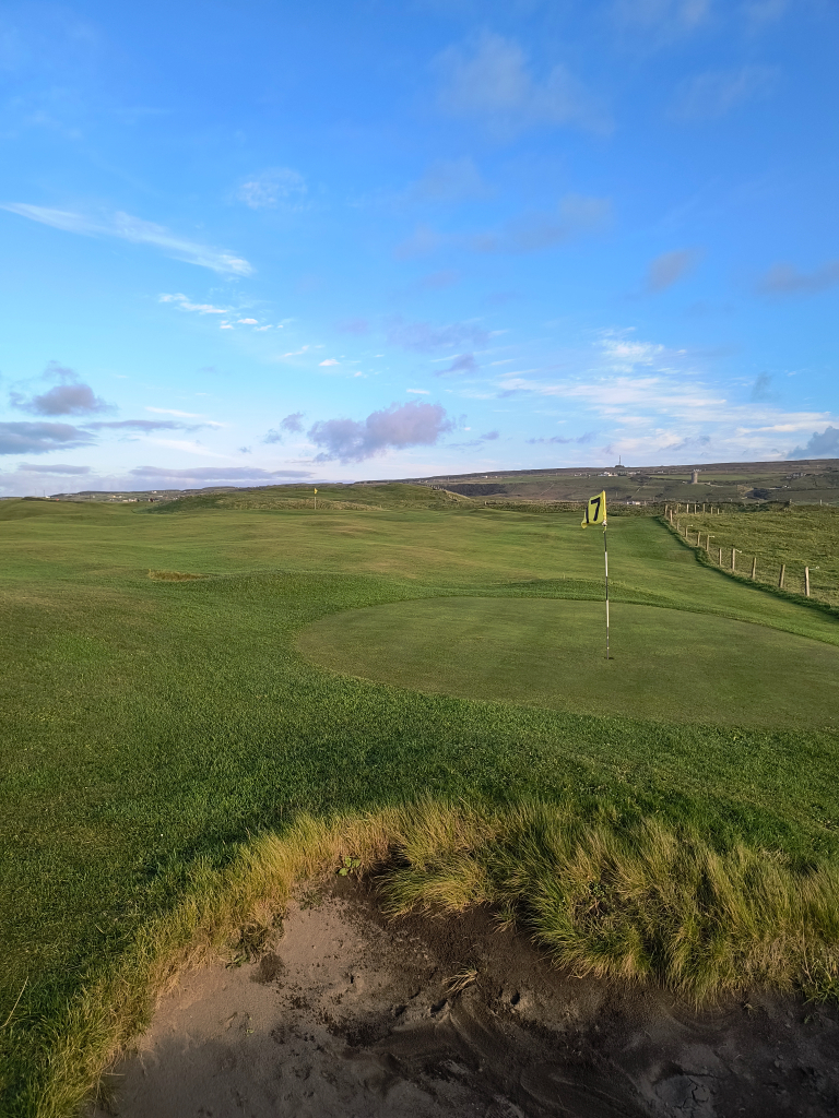 Irish Pitch-and-Putts are just different (Doolin) - Courses ...