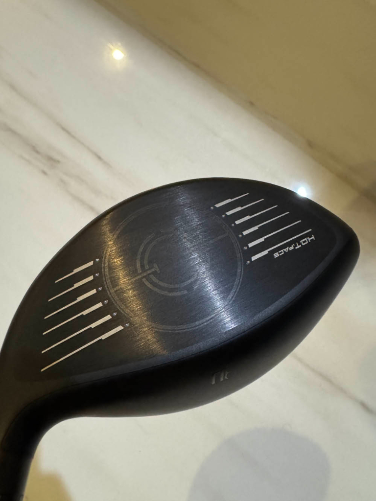 Cobra Darkspeed X 10.5* with 2 shafts. VF-5 S and Handcrafted Evenflow ...