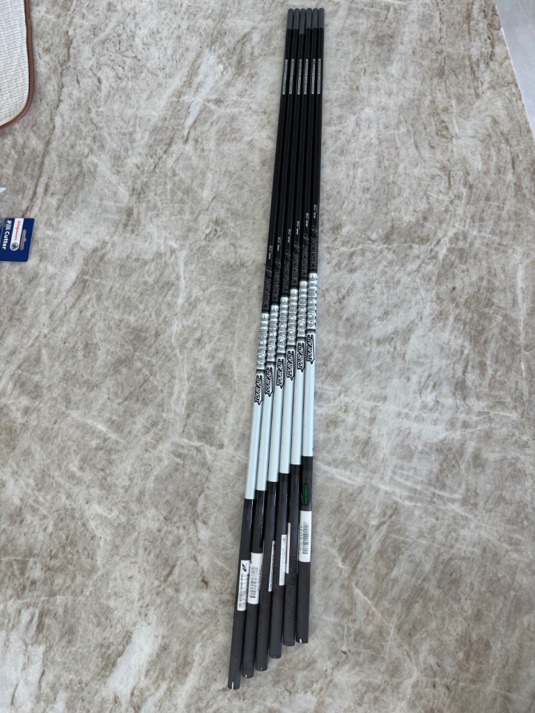Graphite Design Tour AD-75 graphite shafts 5-PW Regular flex - For Sale ...